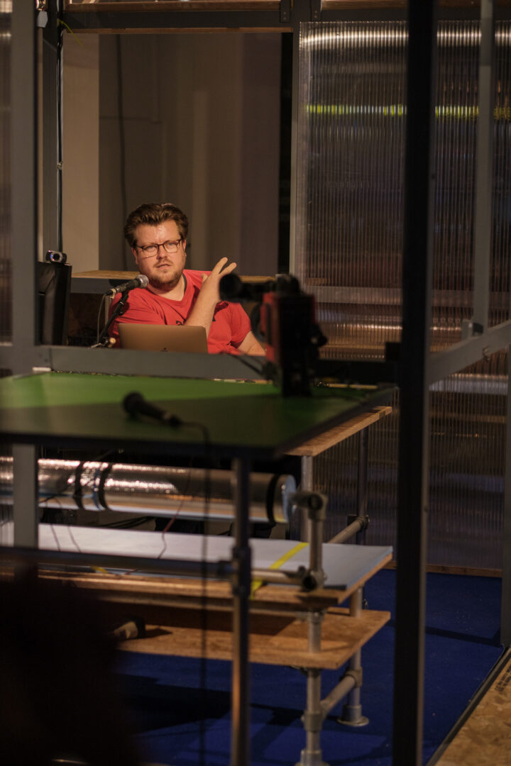 Constant Dullaart – Studio Dull - The Grey Space in the Middle - Space ...